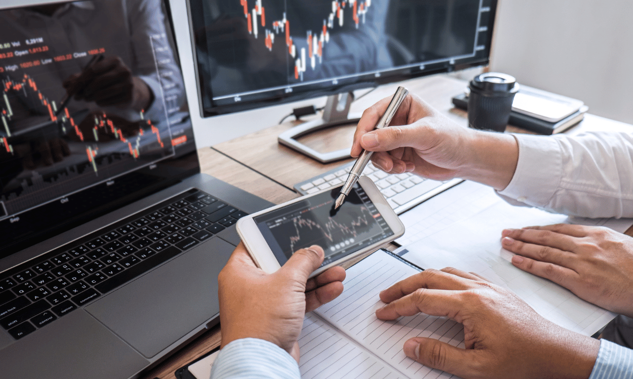 SPMO Delivers High Gains While Managing Risks in the S&P 500 Arena ...